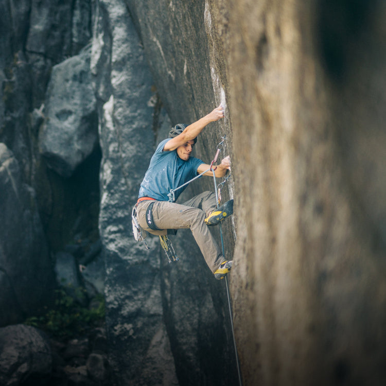 What to Wear Climbing – Black Diamond Europe